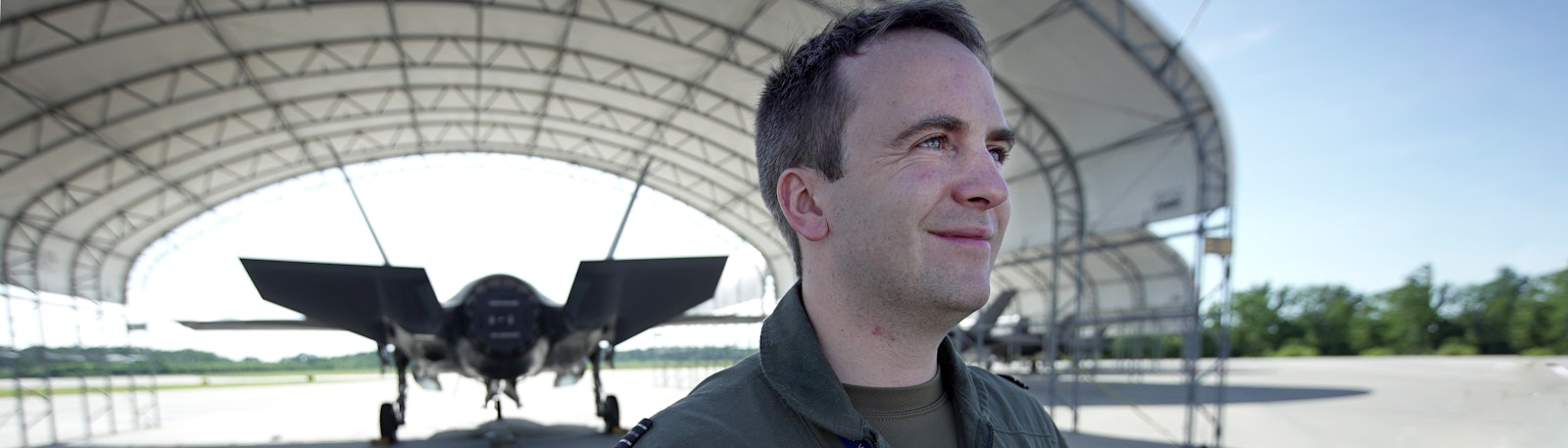 Image of Fighter Pilot - The Real Top Gun