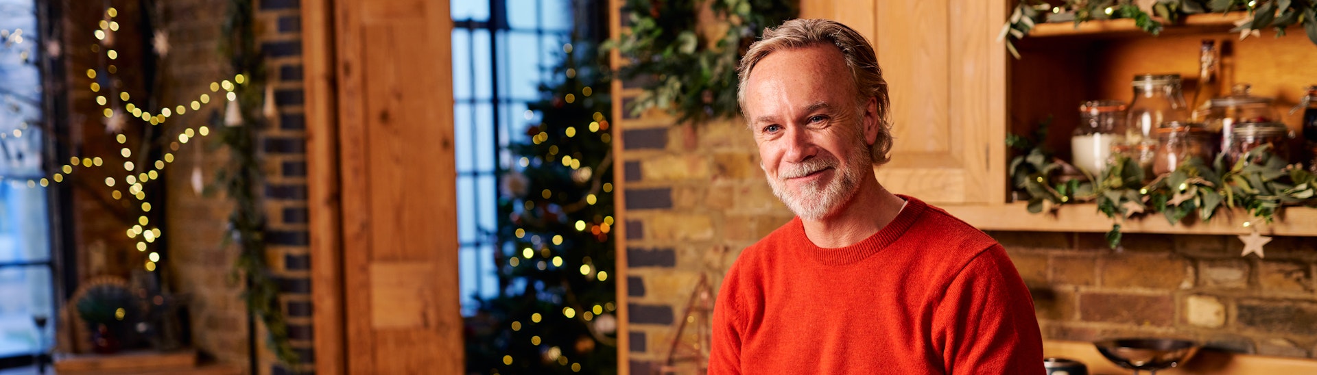 Marcus Wareing Logo Marcus Wareing Develops 'cutting Edge' Culinary